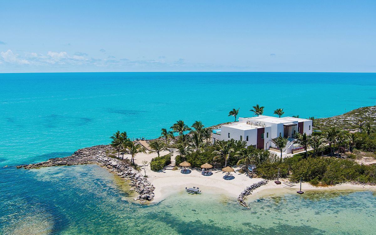Tip of the Tail Villa Villa | Luxury Villas in Turtle Tail ...